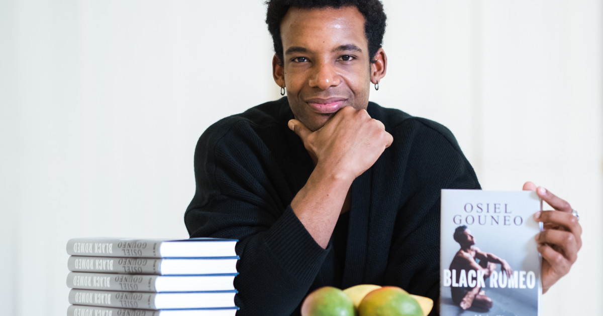 Osiel Gouneo stellt seine Autobiografie vor